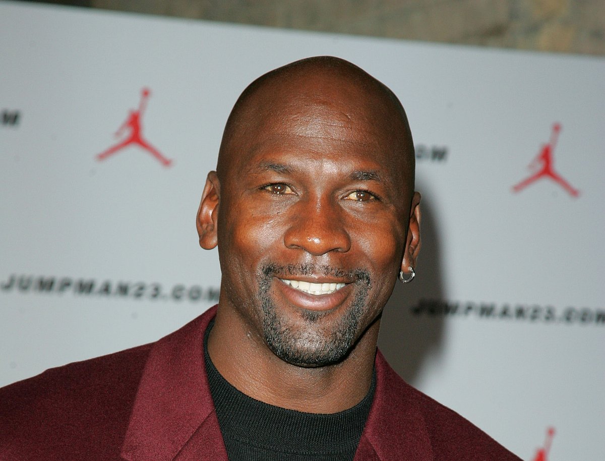 Michael Jordan's Real Estate Swoosh: A $16.5 Million Mansion