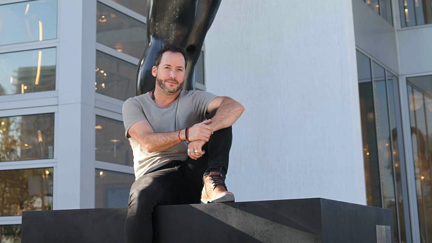 RESIDENT | A Luxury Lifestyle Magazine