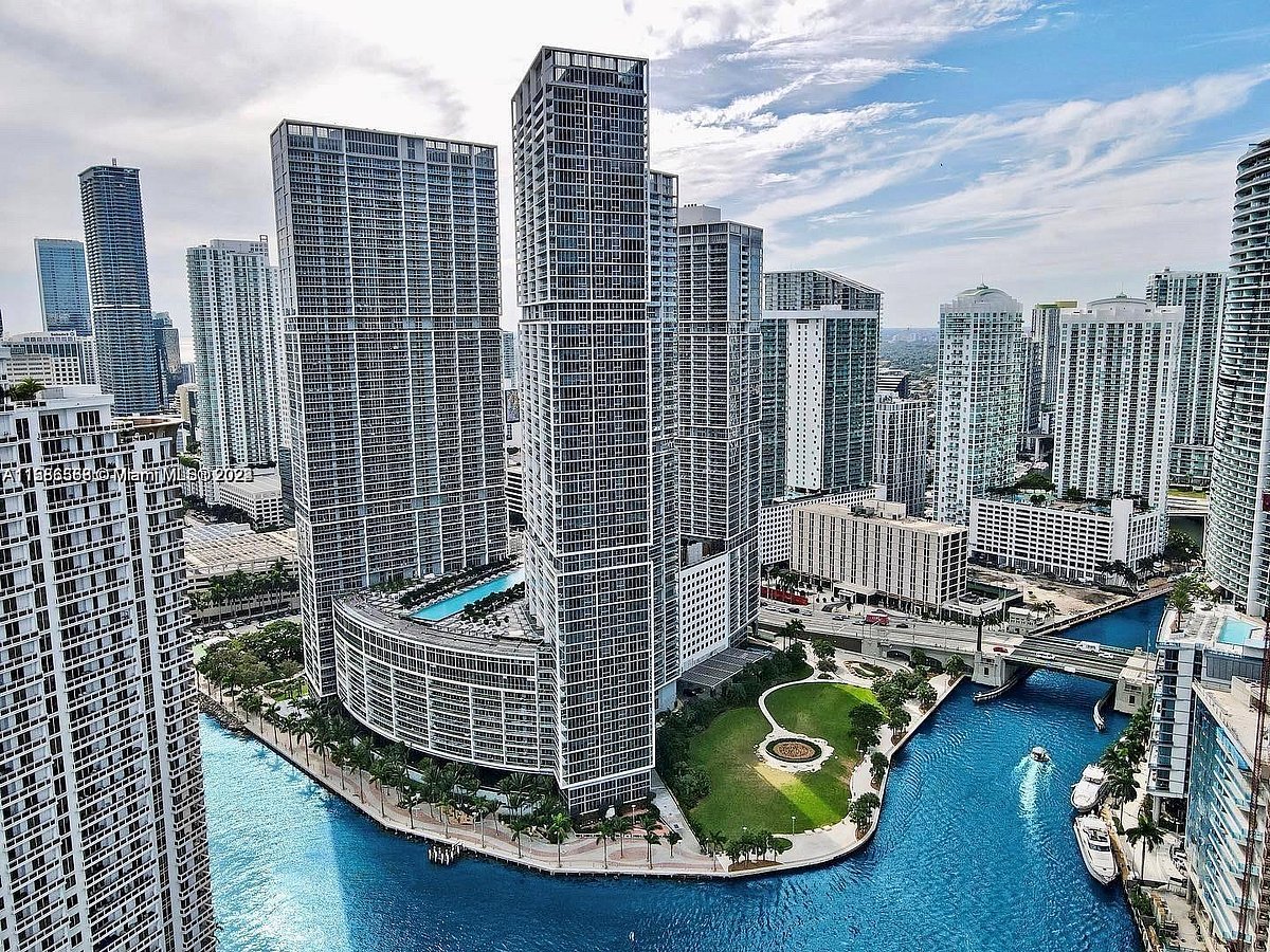 Brickell's Best: Top 5 Luxury Condo Reviews