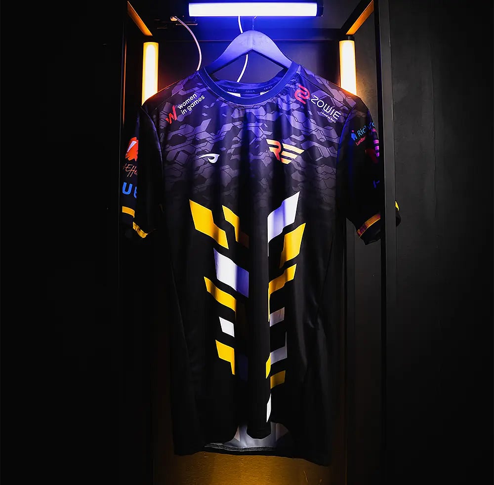 How Style and Uniforms Shape the Image of Esports Teams