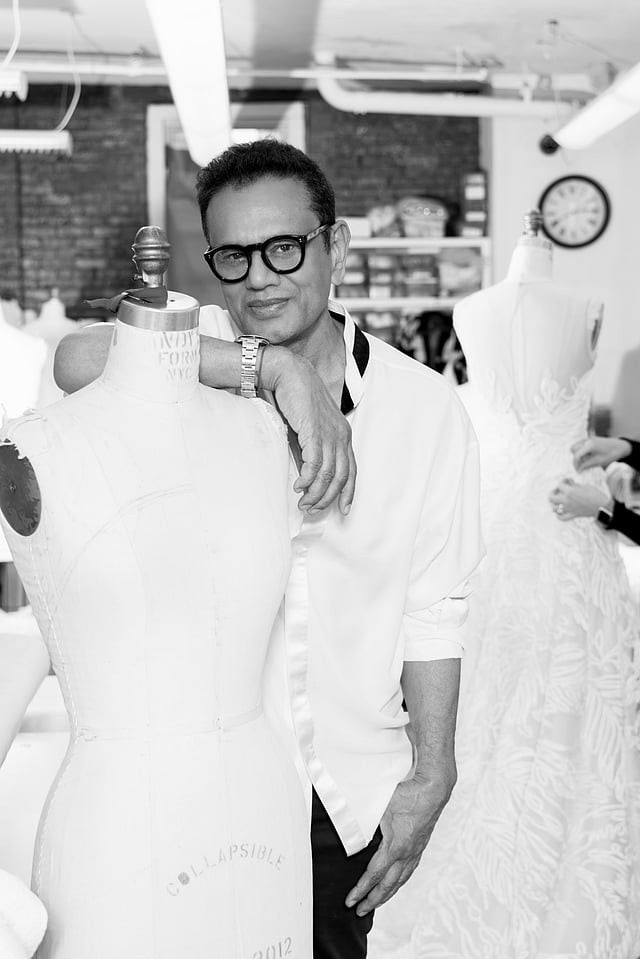 Naeem Khan: Blending Heritage and Modernity in Haute Couture