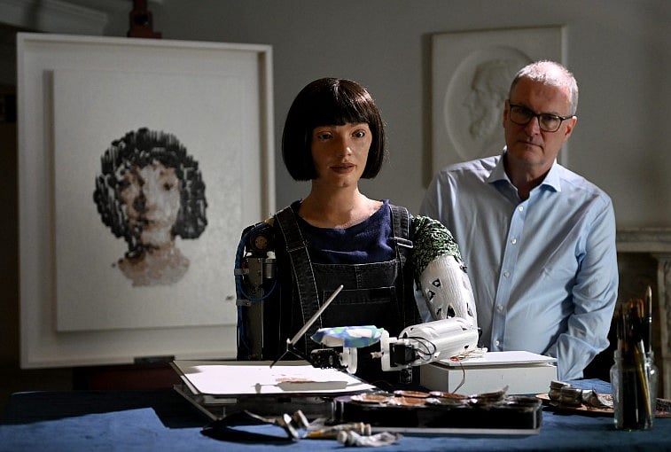 Ai-Da is Redefining Art in the Age of AI, Sells Art Piece for $1 Million