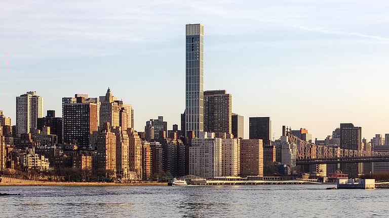 Experience Ultimate Luxury: Sutton Tower’s Penthouse 80 in Manhattan