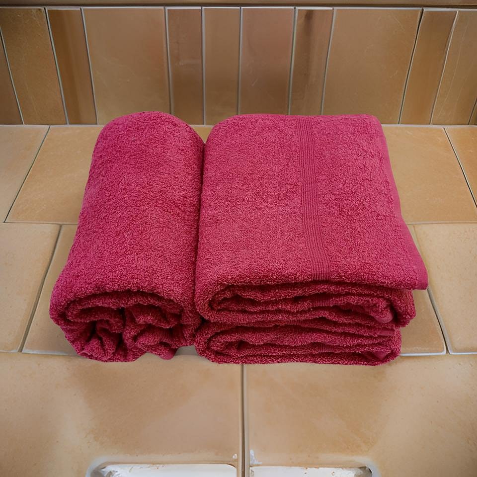 How to Properly Use Luxury Face Towels for a Spa-Like Experience