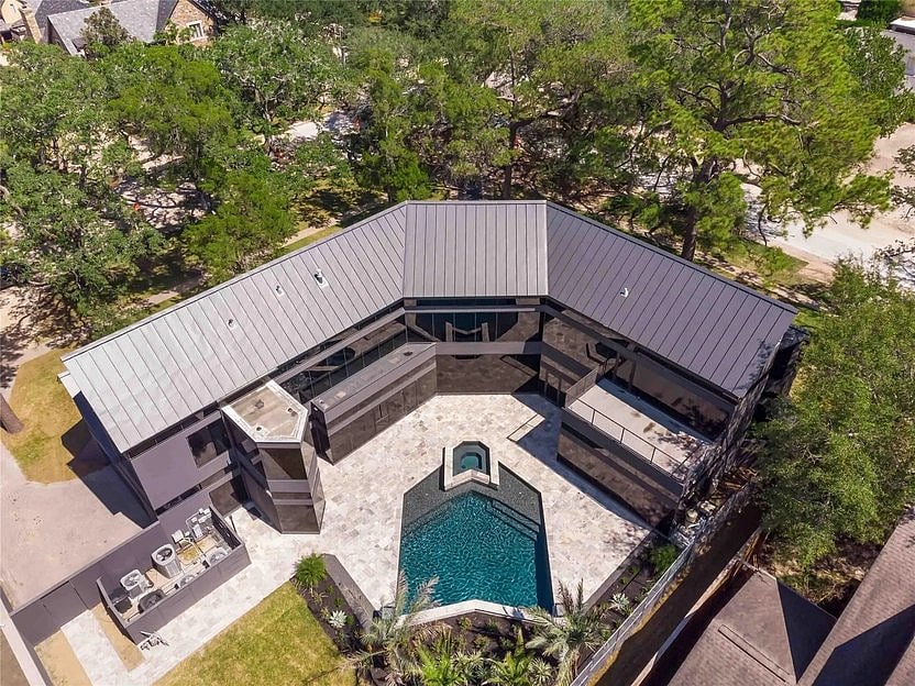 Iconic Darth Vader House in Houston: For Sale at $3.4M