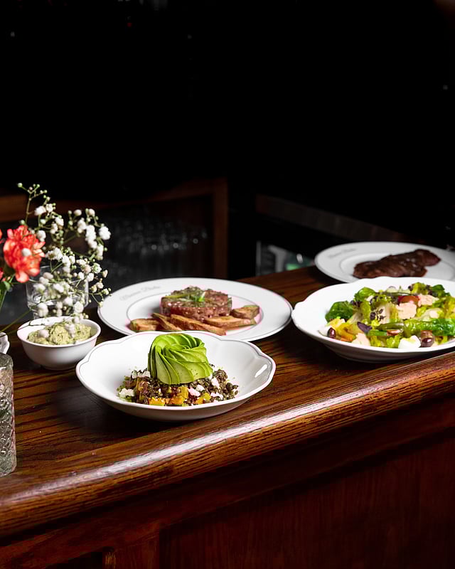 Monsieur Bistro: Parisian Dining Experience on the Upper East Side