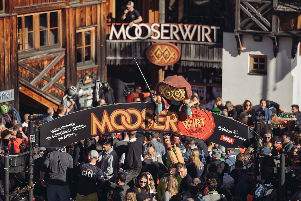 MooserWirt: The Ultimate Après-Ski Party Destination in Austria