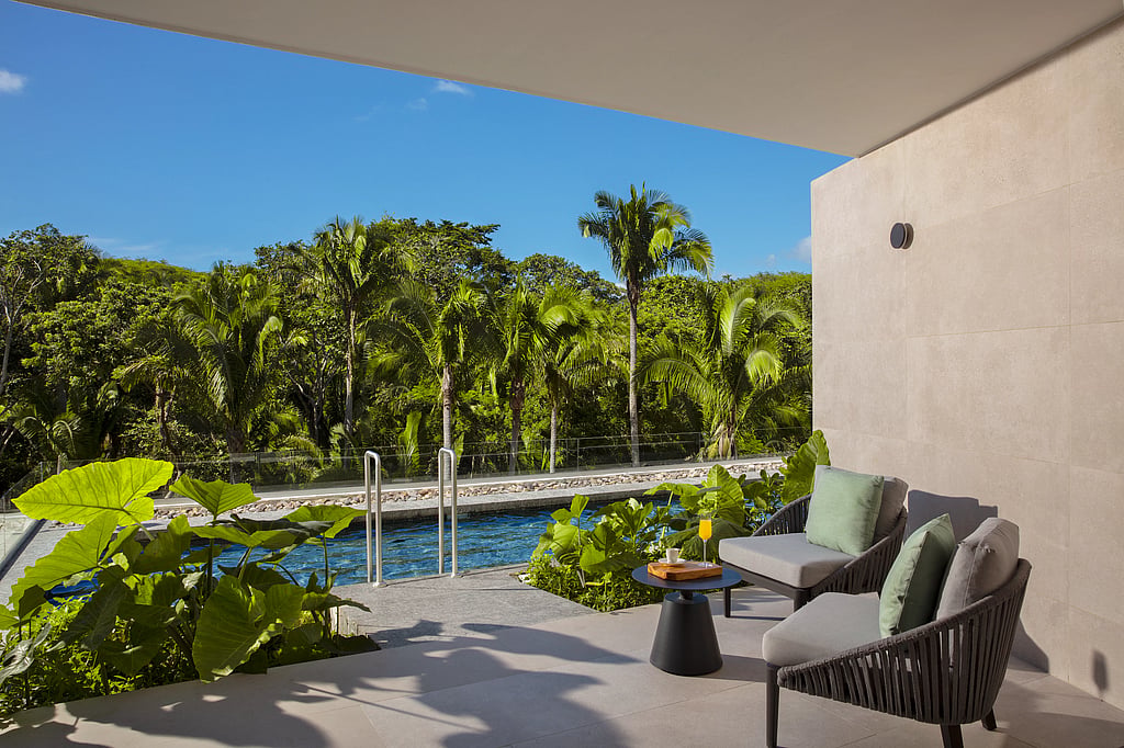 Luxurious Tropical Spring Break Getaways for the Ultimate Escape