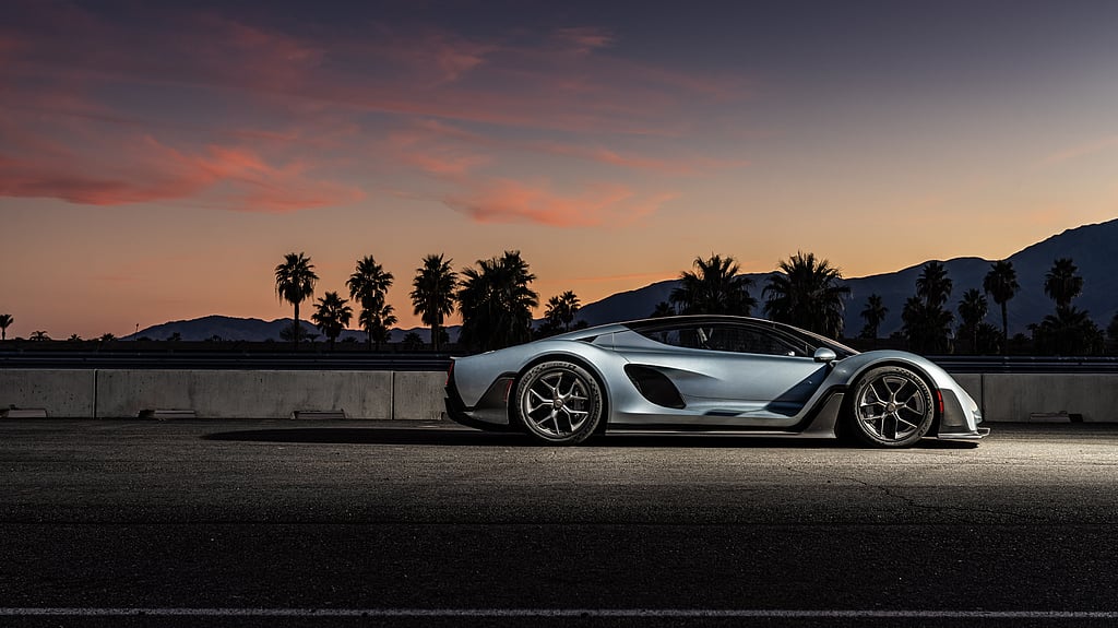 Lukas Czinger: Reinventing Hypercars with AI, 3D Printing & Innovation