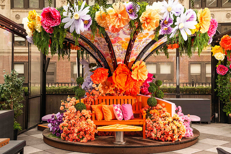 Magic Hour Rooftop: NYC's Dreamlike Garden Experience Unveiled