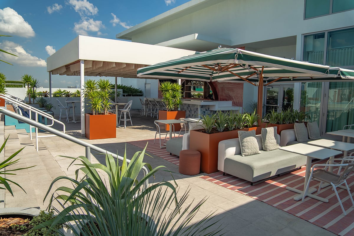 Retro Latin Flair: Vista Rooftop Bar Transforms Miami's Skyline Scene