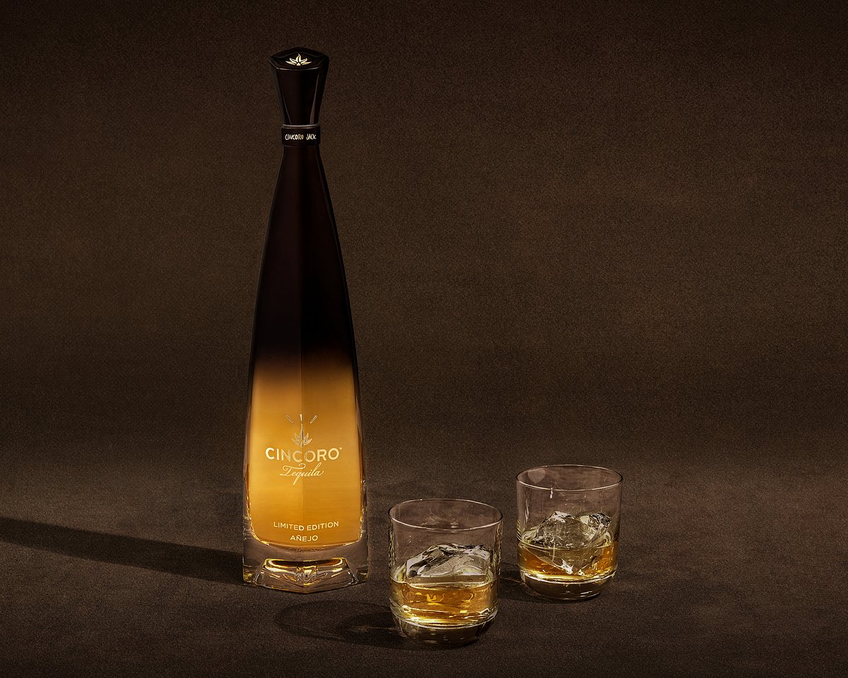 Cincoro Tequila Launch: Travis Scott's Limited-Edition Añejo Bottle ...