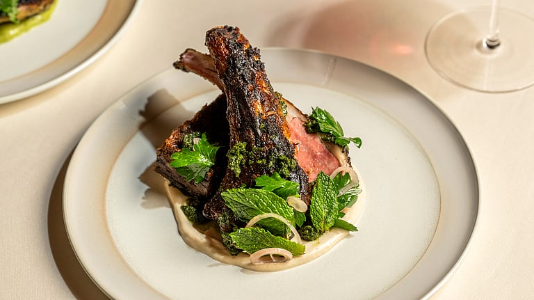 NYC Holiday Dining: Luxe Guide to 2025's Best Seasonal Feasts