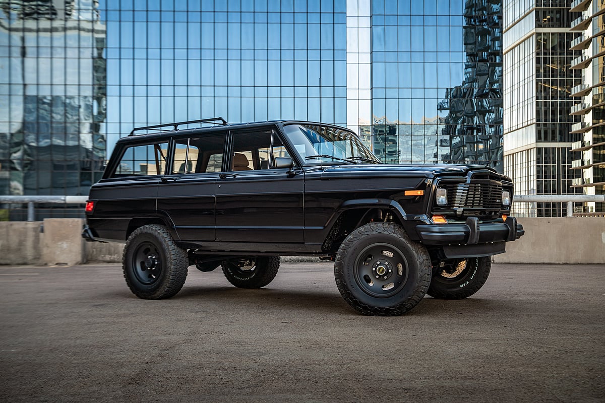 Vigilante's Masterpiece: 1979 Jeep Wagoneer Reimagined as Modern Powerhouse