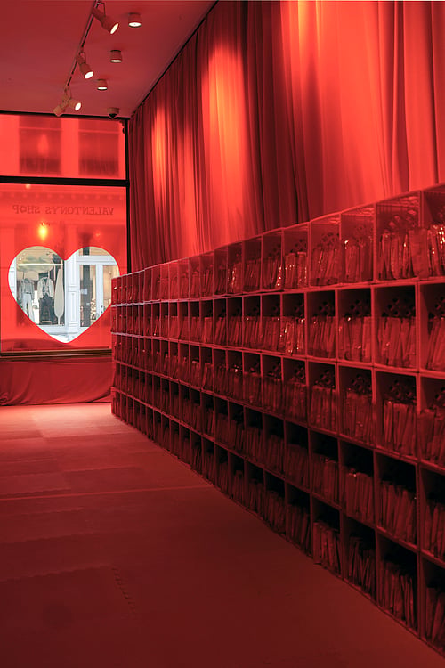 Tony’s Chocolonely Unveils Immersive Red Popup with $1 Mystery Box