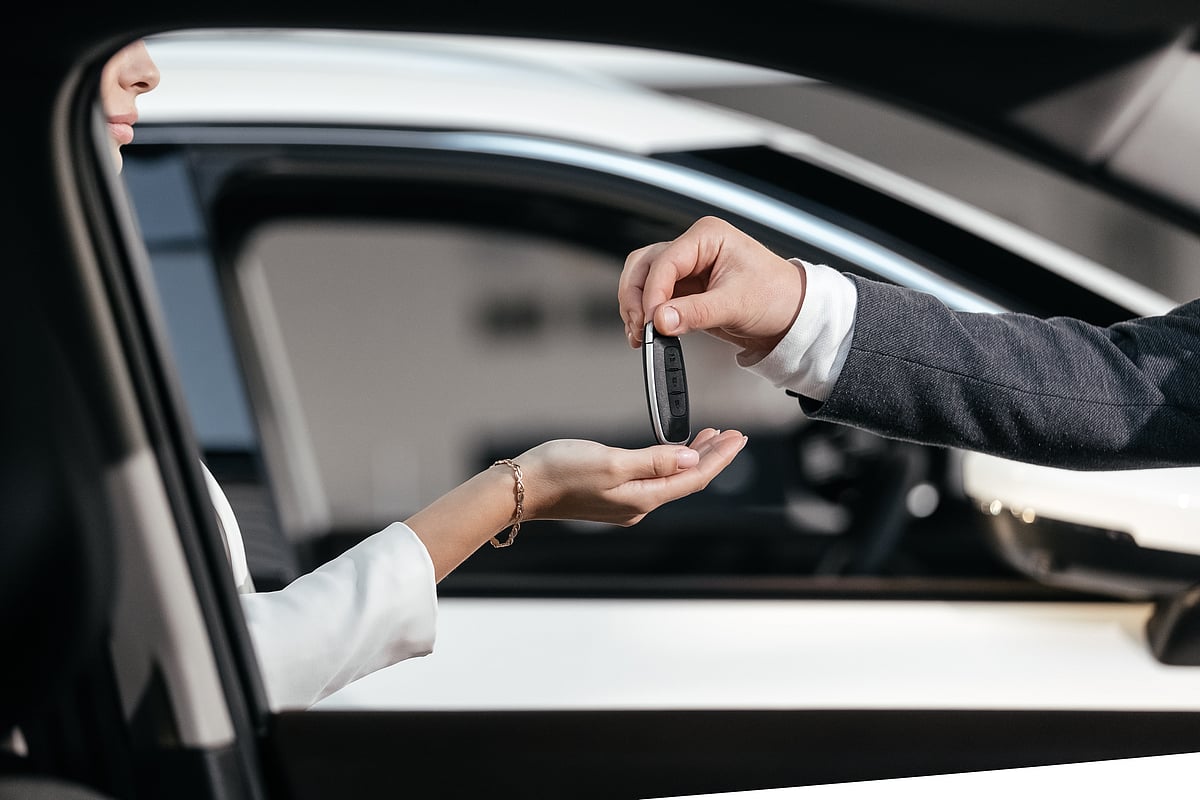Dubai VIP Car Rental – Luxury Chauffeur & Executive Car Services