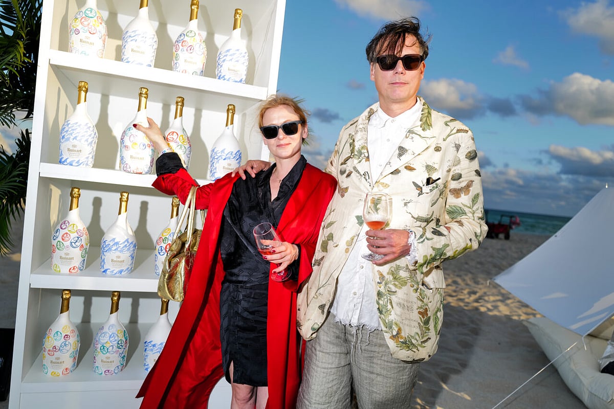 Ruinart Beach Art Lounge