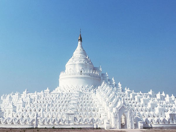 EXPERIENCE THE MAGICAL MYANMAR