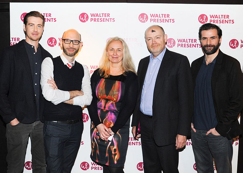 WALTER PRESENTS SHAPES ITS VIEWS ON TV