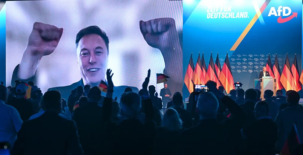 Video: Elon Musk i tal till nationalistiska AfD: "Det är okej att vara ...