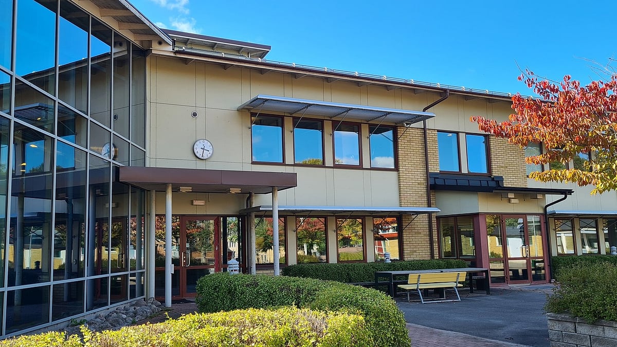 Pojke misstänks efter hot om skolskjutning – skola stängd