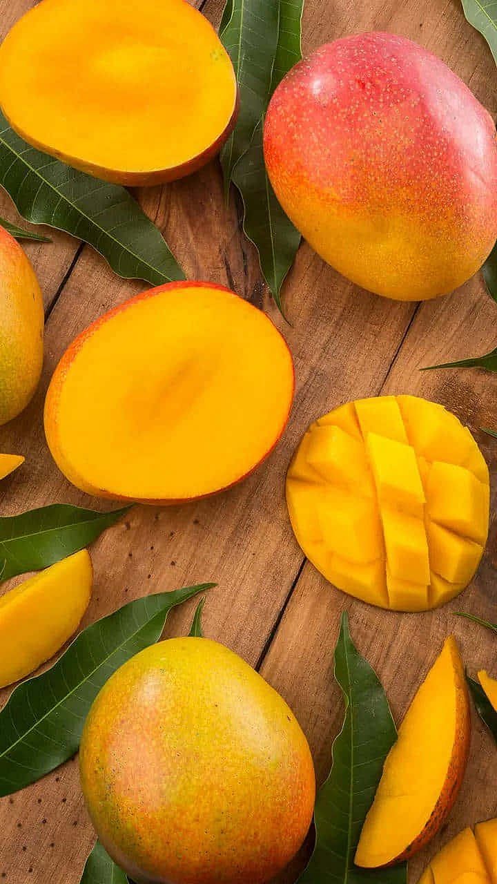 Mango: सावधान! आंबा खाताय? तर त्यासोबत चुकूनही 'या' गोष्टी खाऊ नका ...