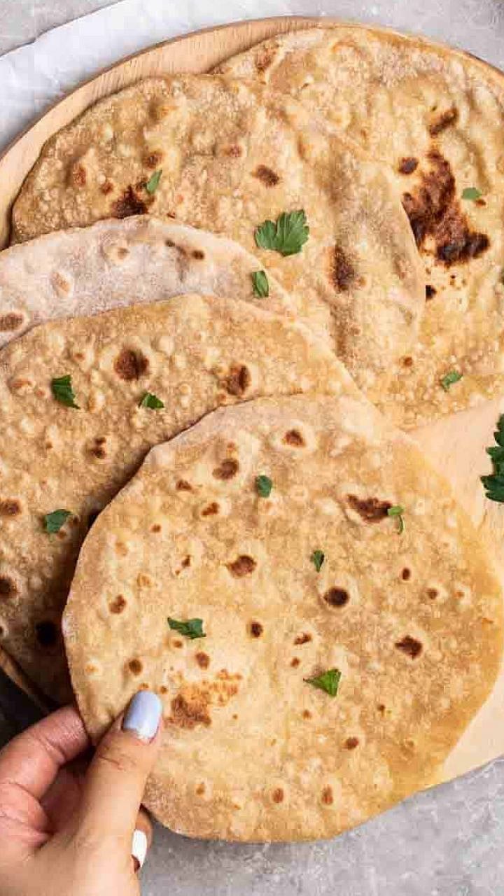 Leftover Chapati Recipe : रात्रीच्या चपात्या उरल्या? सकाळी नाश्त्याला ...
