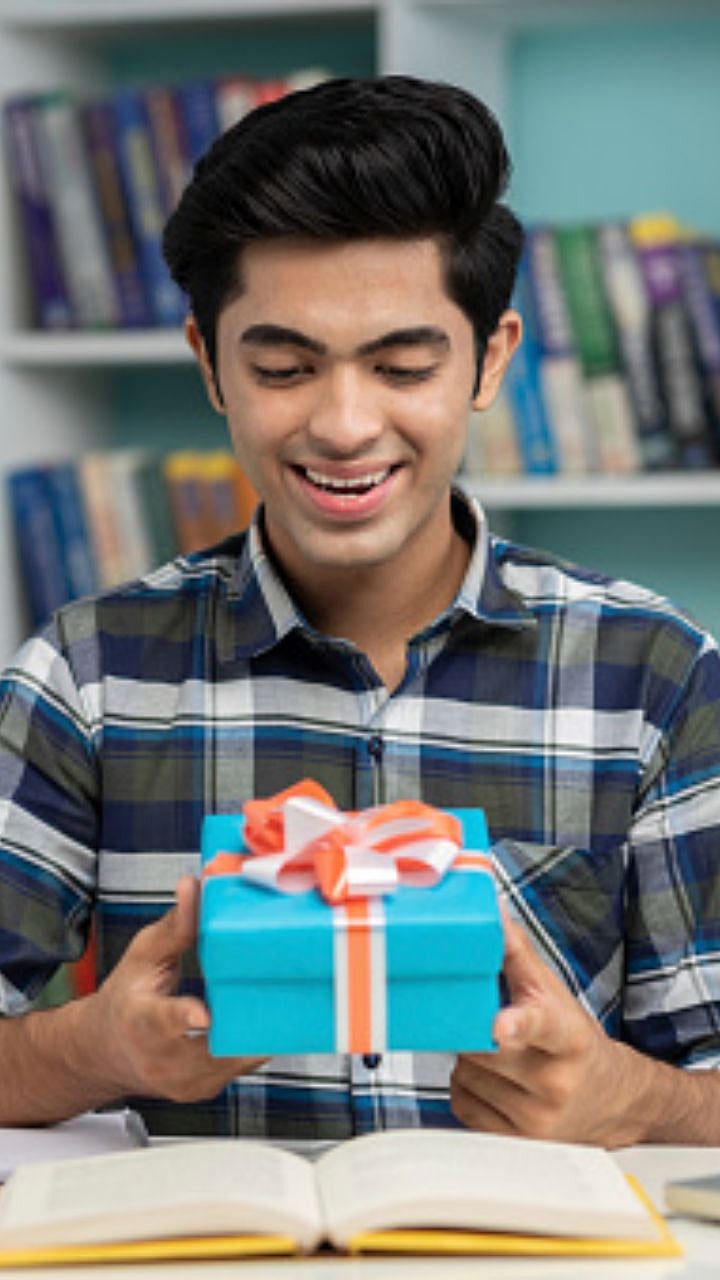 Gifts Ideas For SSC Students : 10वी पास विद्यार्थ्यांसाठी बेस्ट गिफ्ट्स ...