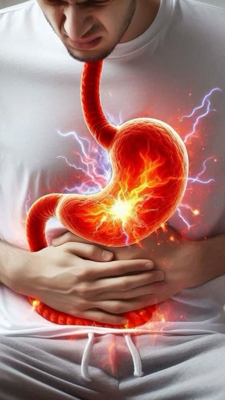 home remedies for stomach gas using black salt lemon water and hing to ...