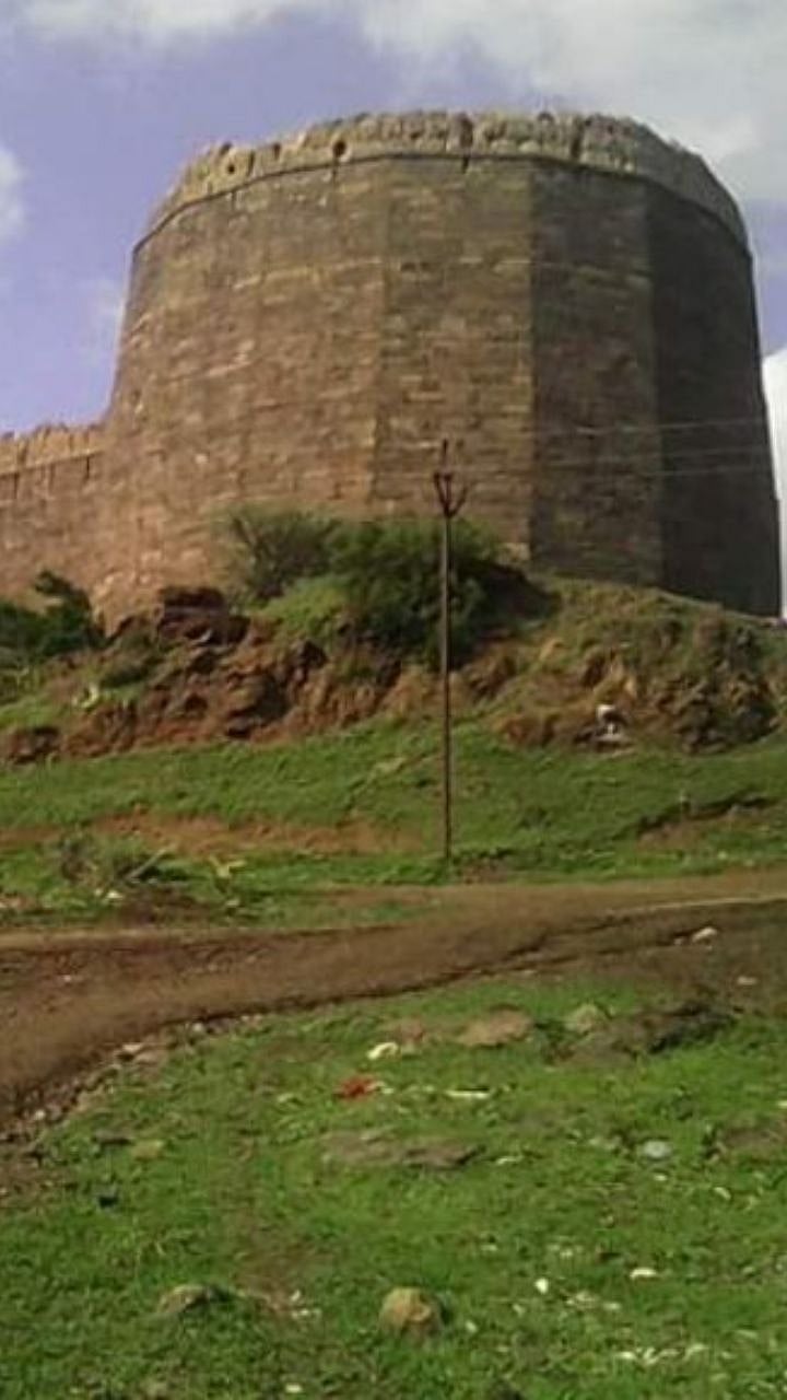 Dharmapuri Fort History: धर्मापूरी किल्ला माहितेय का? जाणून घ्या ...