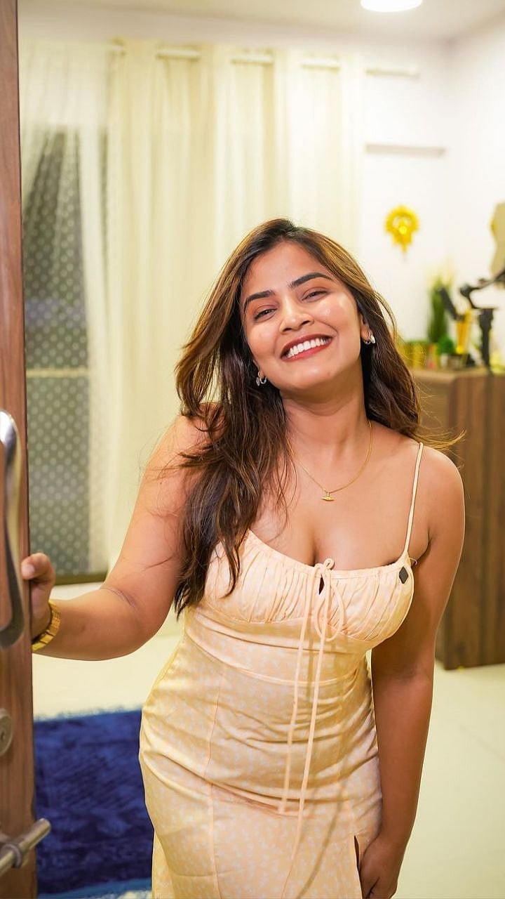 Sameeksha takke photos | समीक्षाचा सुंदर फोटो पाहून चाहता गोंधळला ...