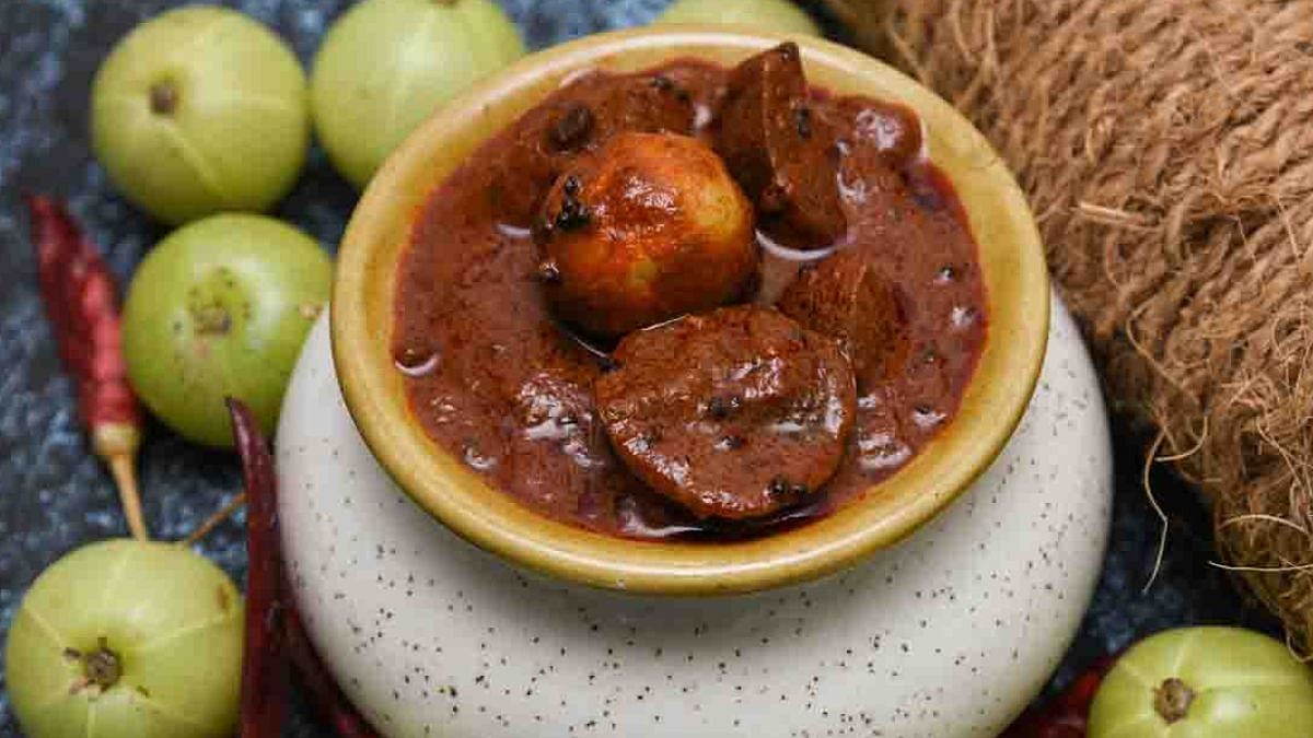 Amla Pickle Recipe : चटपटतील आवळ्याच्या लोणच्याची चव चाखलीये का ? पाहा ...