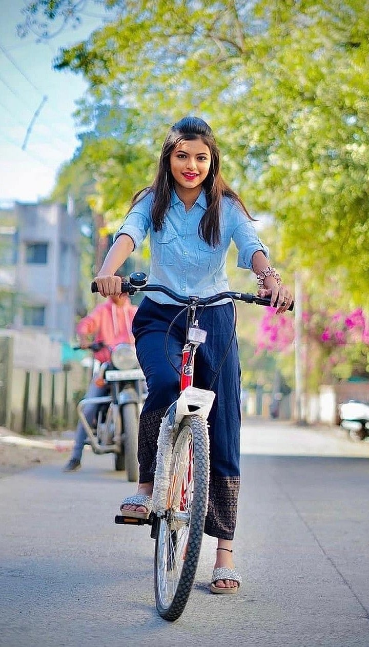 Anushri Mane Photos| अनुश्री मानेचेबोल्ड फोटो पाहून चाहत्यांची उडाली झोप : anushri mane bold ...