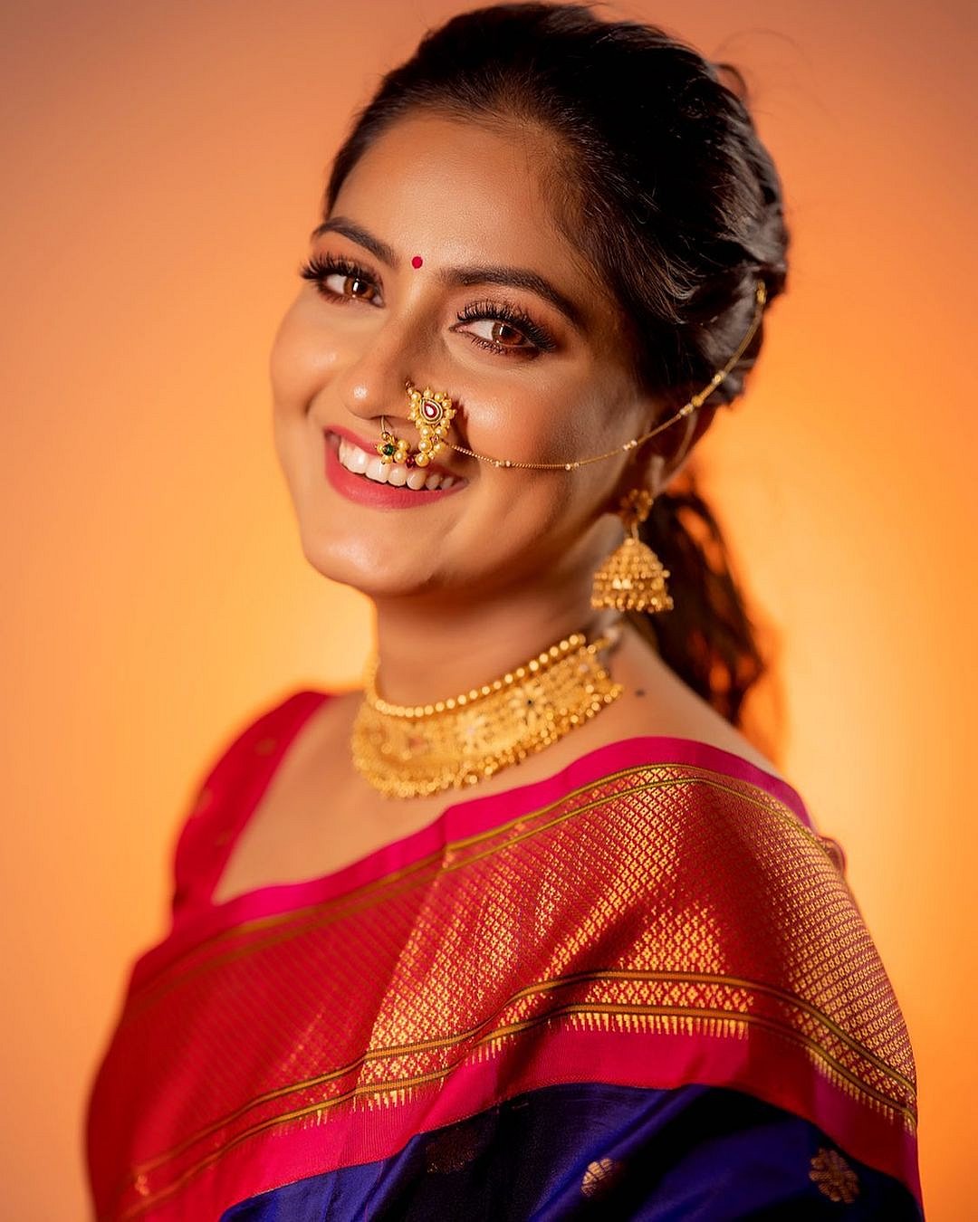 Namrata Pradhan : तुझ्या गालावरची खळी पाहून चाहत्यांना याडं लागलं...|Tv ...