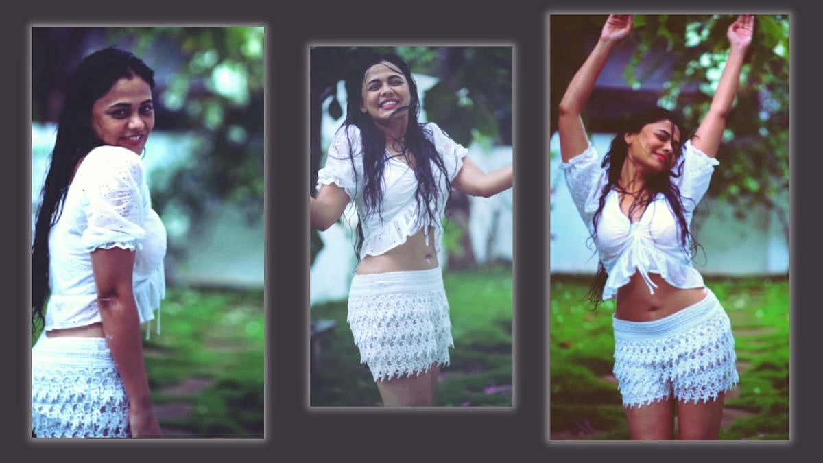 पावसाचं पाणी तुझ्या केसातून वाहतं, तुझं सौंदर्य मनाला भिजून जातं ...