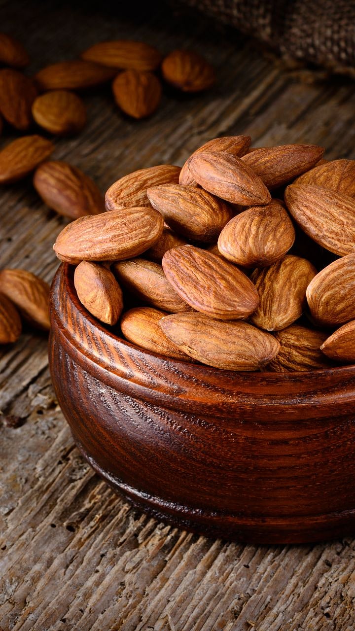 Diabetes and Almonds: बदाम खाण्याची योग्य पद्धत कोणती? जाणून घ्या ...