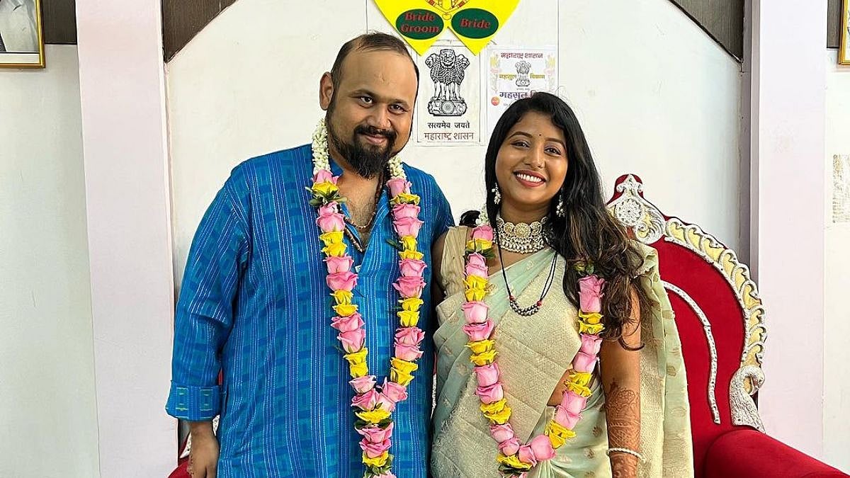 सप्तसूर जुळले अन पार पडल्या सप्तपदी; गायिका आनंदी जोशी आणि गायक जसराज ...