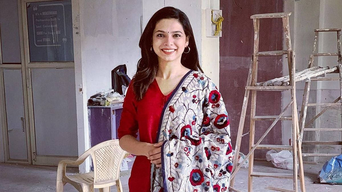 Anagha Atul Post: 'पुणेकरांच्या ह्रदयात थोडी जागा करायचीय...' 'रंग माझा ...