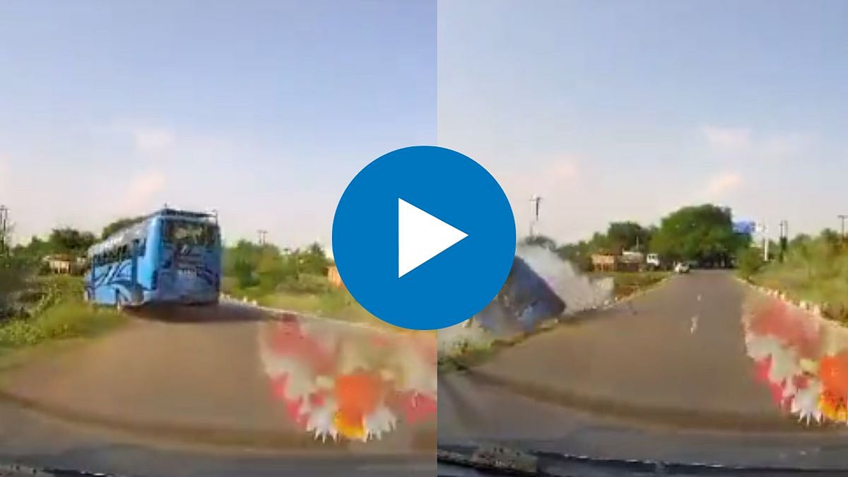 Viral Video Bus Carrying 25 Passengers Fell Into A River In Madhya Pradesh sbk90