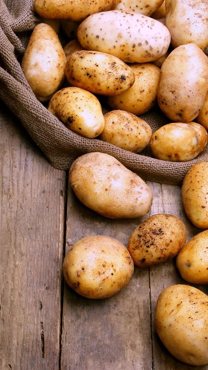 Le Bonnotte Potato : जगातला सर्वात महागडा बटाटा, सोन्यापेक्षाही आहे महाग
