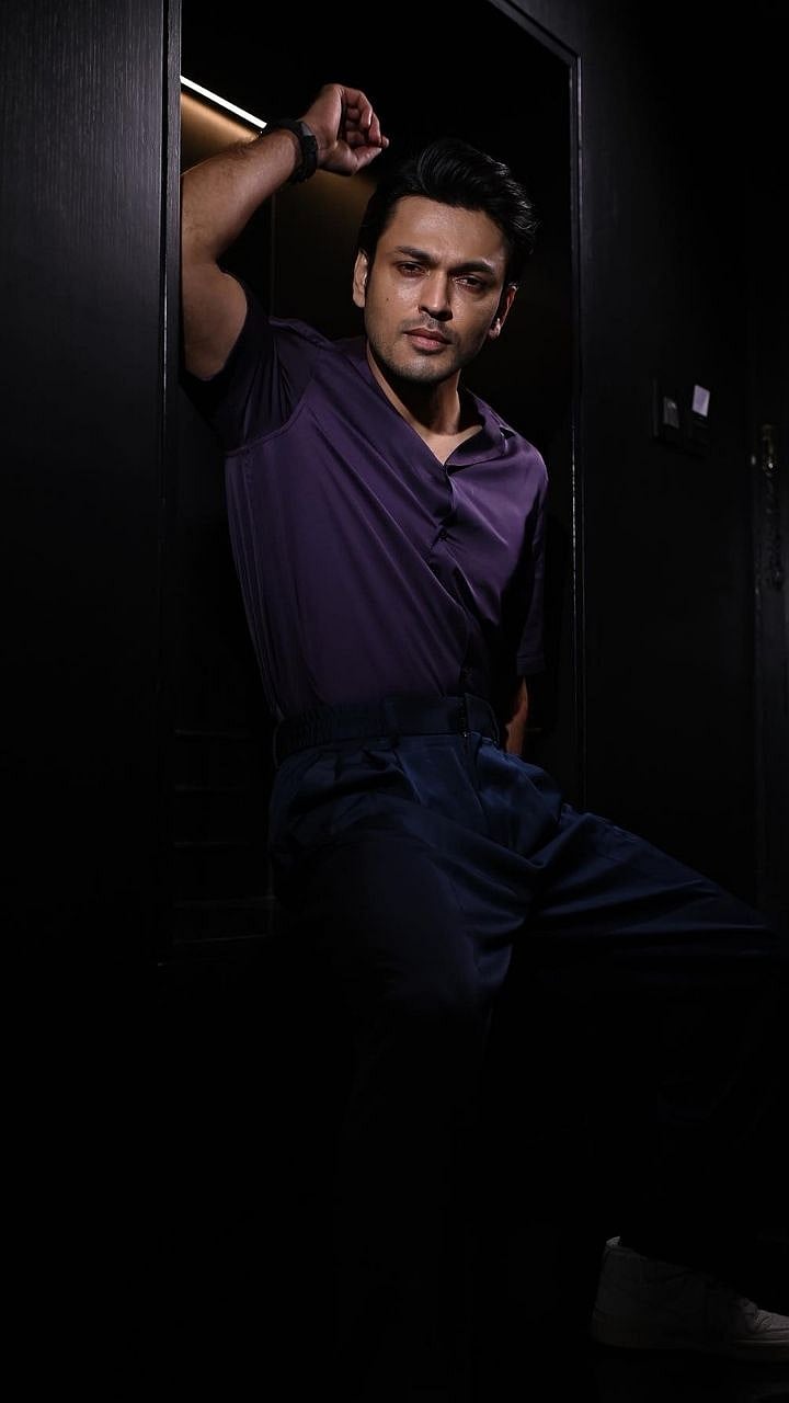 Lalit Prabhakar | शांतीत क्रांती 2मध्ये ललीत पून्हा शर्टलेस...