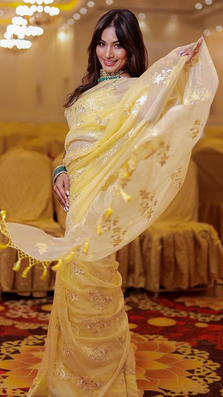 Marathi Actress: हवाहवाई लूक! कोण आहे ही मराठमोळी अभिनेत्री?| Marathi ...