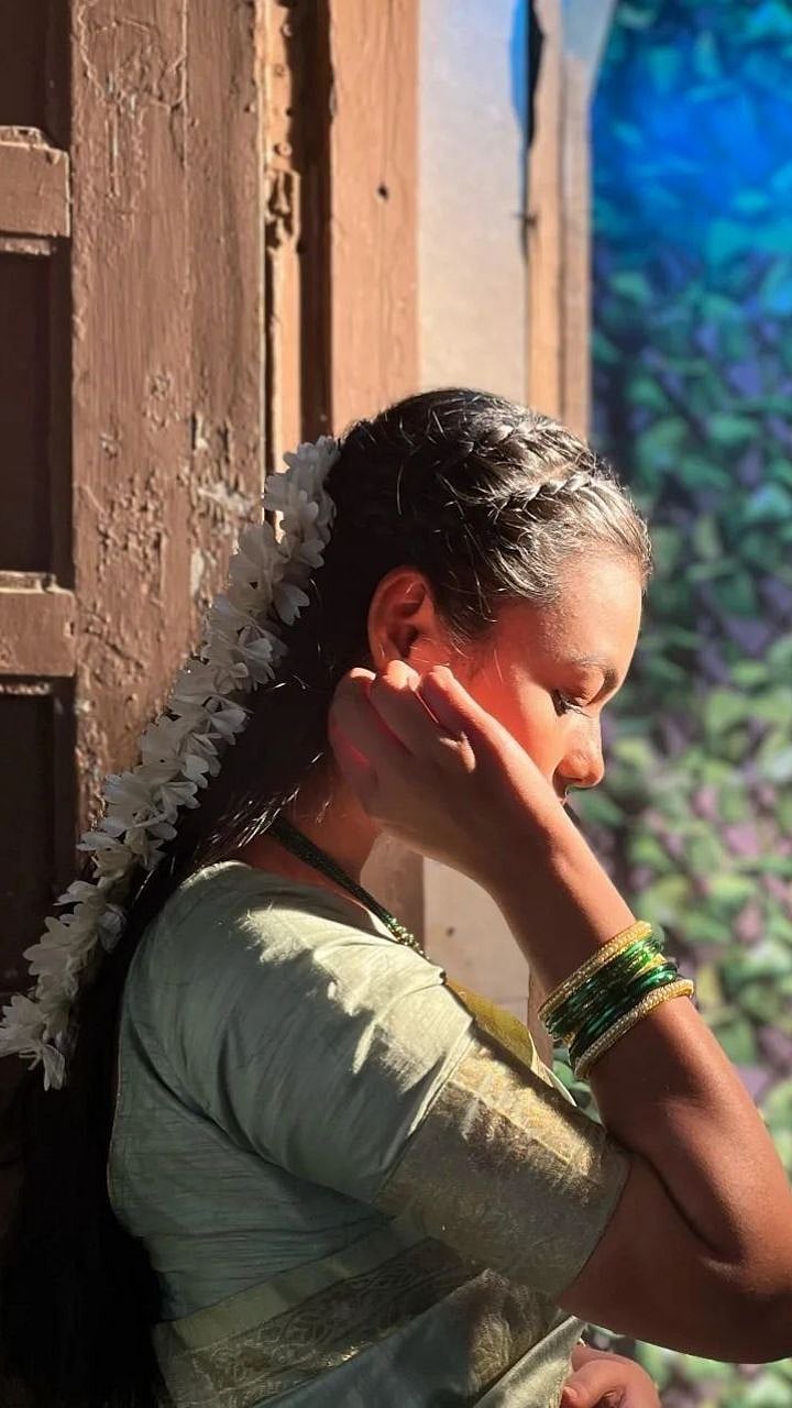 Dakshata Joil: केसात गजरा अन् मराठमोळा अंदाज... | marathi television actress dakshata joil ...