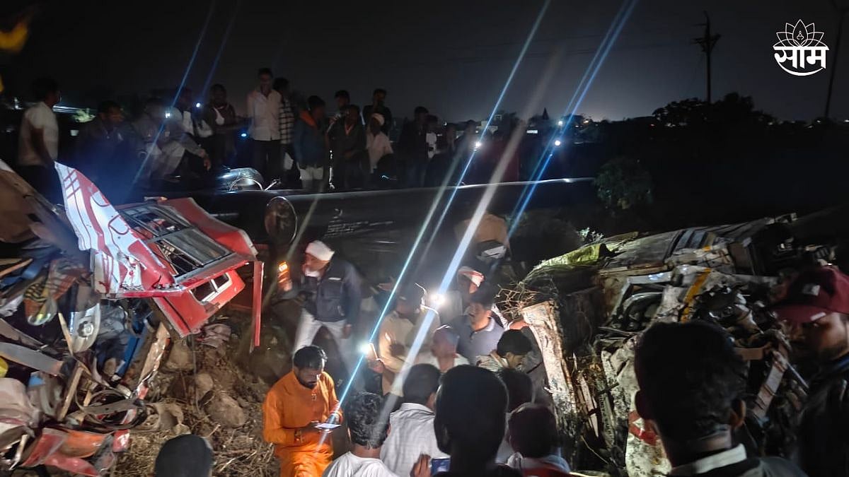 Beed Accident News: बीडमध्ये कंटेनर- पिकअपचा भीषण अपघात, 5 जण जागीच ठार ...