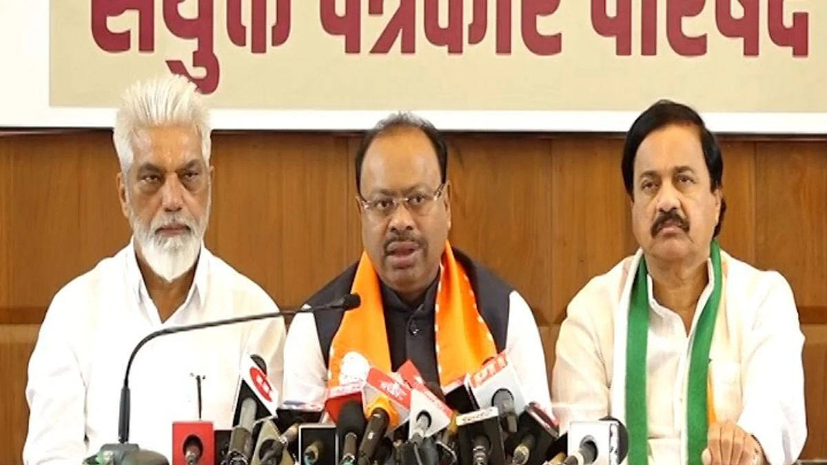 Mahayuti Press Conference : मेळावे, पक्षप्रवेश, बैठका...महाराष्ट्रात ... Mahayuti Press Conference : मेळावे, पक्षप्रवेश, बैठका...महाराष्ट्रात ...