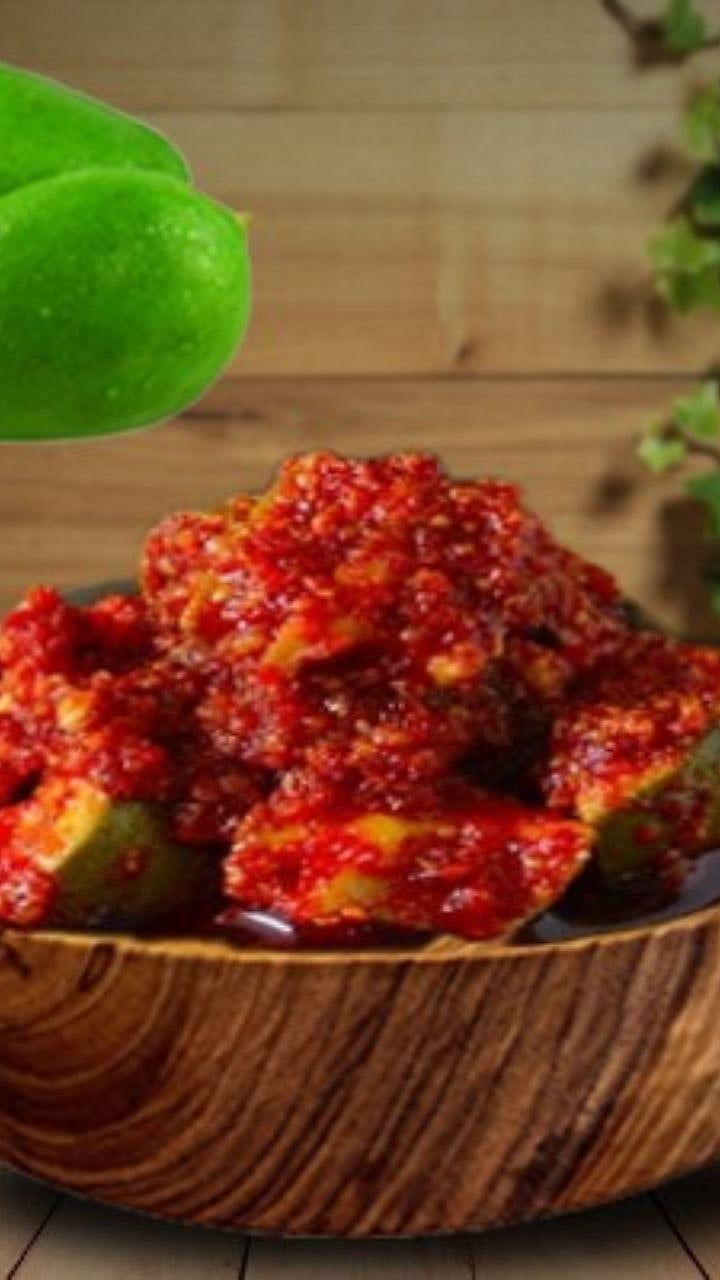 उरलेल्या लोणच्याचं तेल फेकू नका, असा करा वापर|how to reuse leftover ...