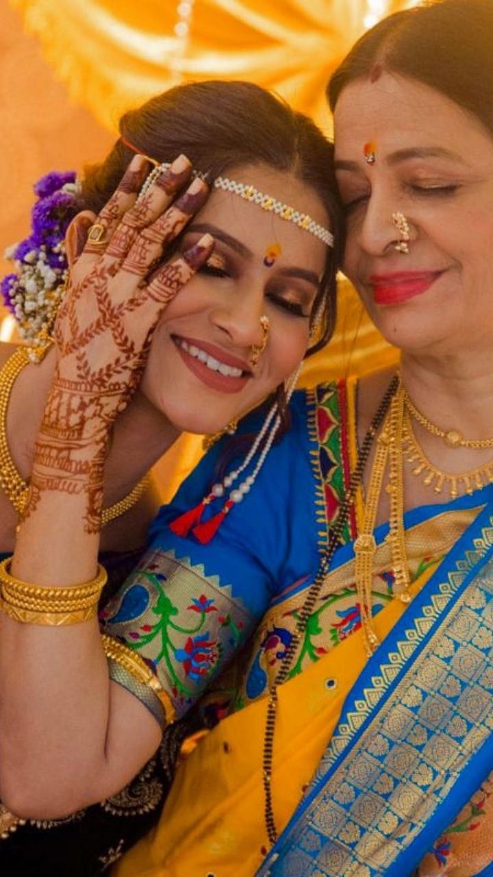 मंगलाष्टकाच्या वेळी मुलीची आई उपस्थित का नसते?|interesting marriage ...