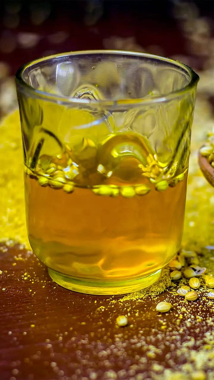 Health Tips : रिकाम्या पोटी धन्याचे पाणी पिण्याचे ९ फायदे|9 Benefits Of ...