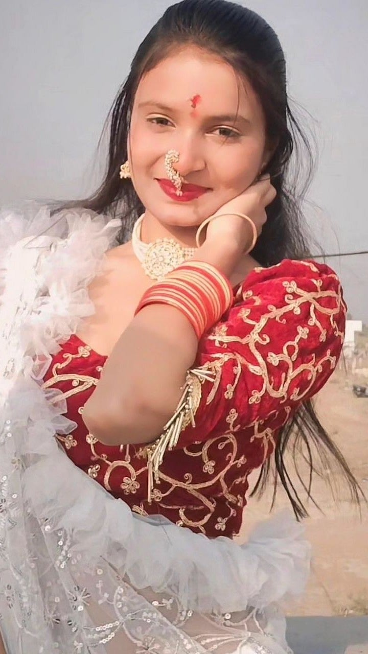 Tanushri Punekar Latest pics : तनुश्री पुणेकरचा हटके अंदाज; फोटो पाहून ...