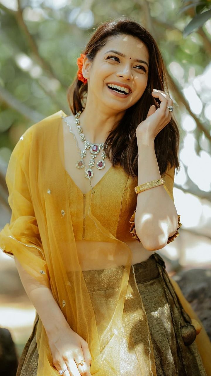 Anagha Bhagare: सौंदर्याचं दुसरं नाव म्हणजे अनघा भगरे | rang maza vegla ...